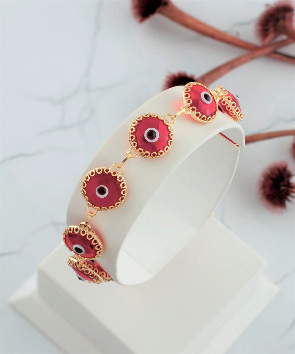 The Fascinating Origins of the Red Evil Eye Bracelets– Filigranist Jewelry