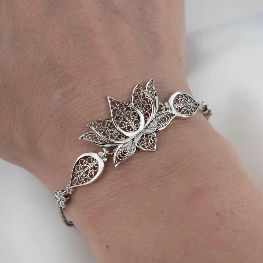 Sterling Silver Filigree Art Lotus Flower Design Woman Link Bracelet ...